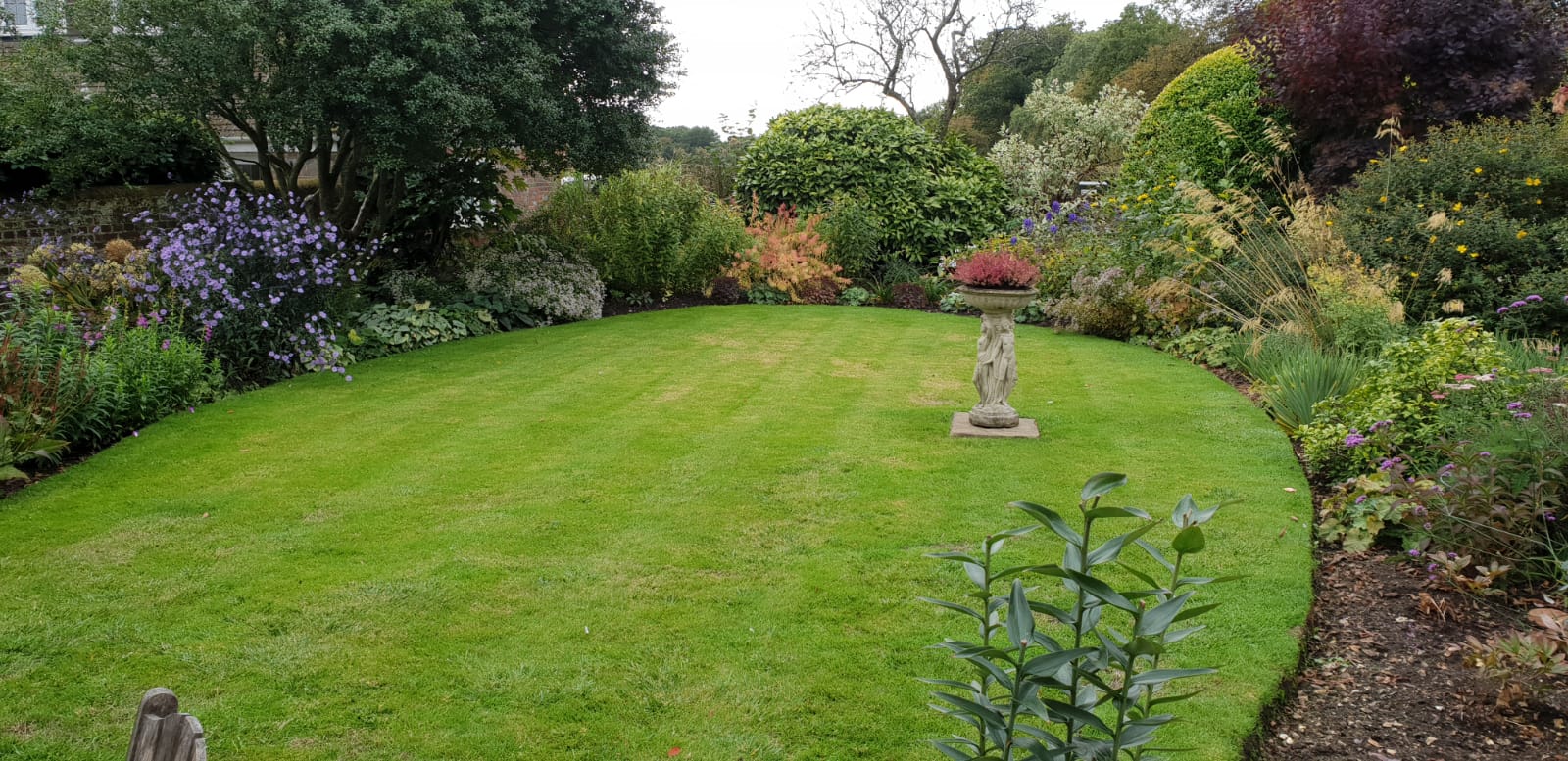 LG Garden Services, Oxfordshire