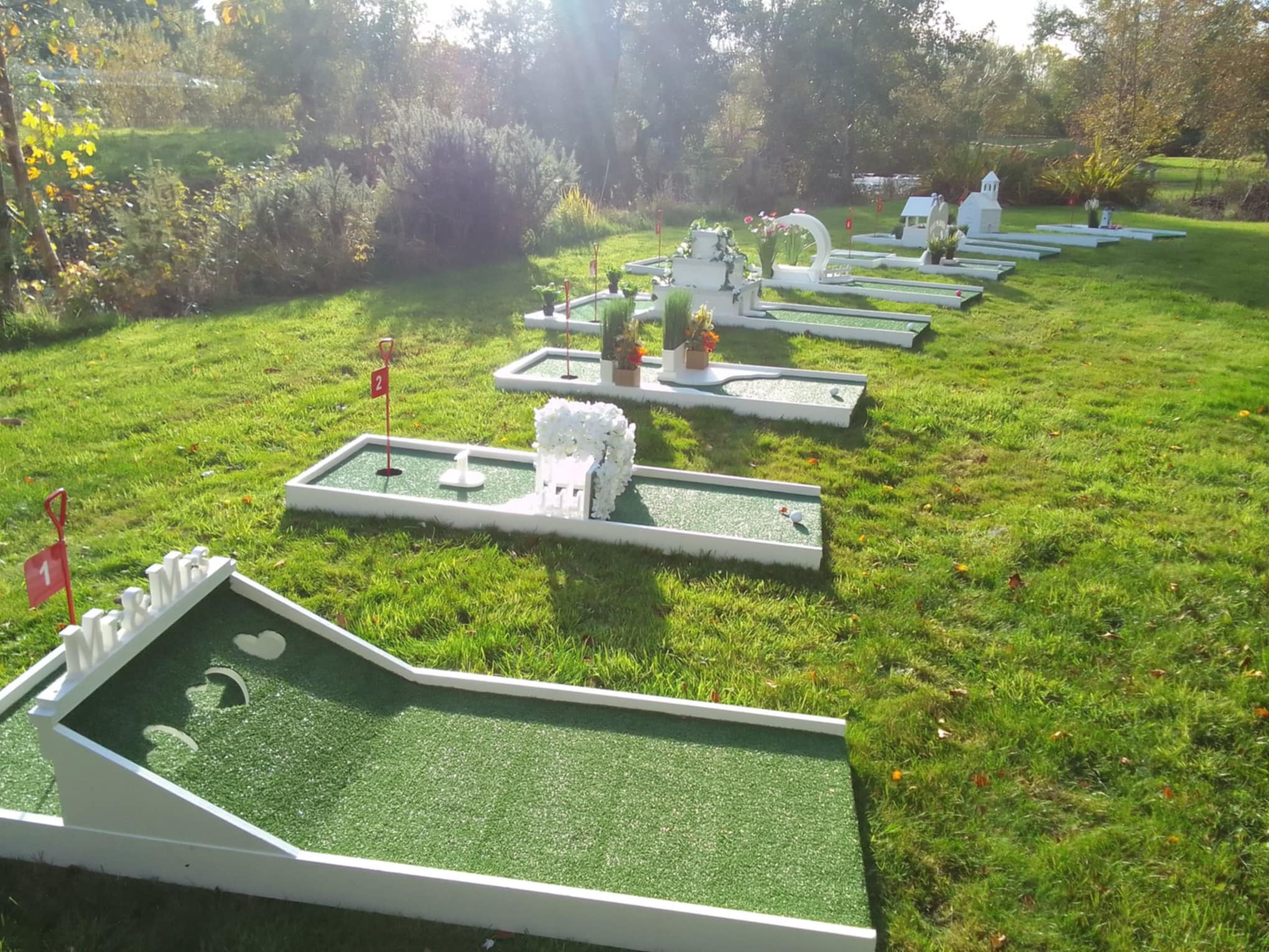 HOME [www.weddingminigolfhire.ie]