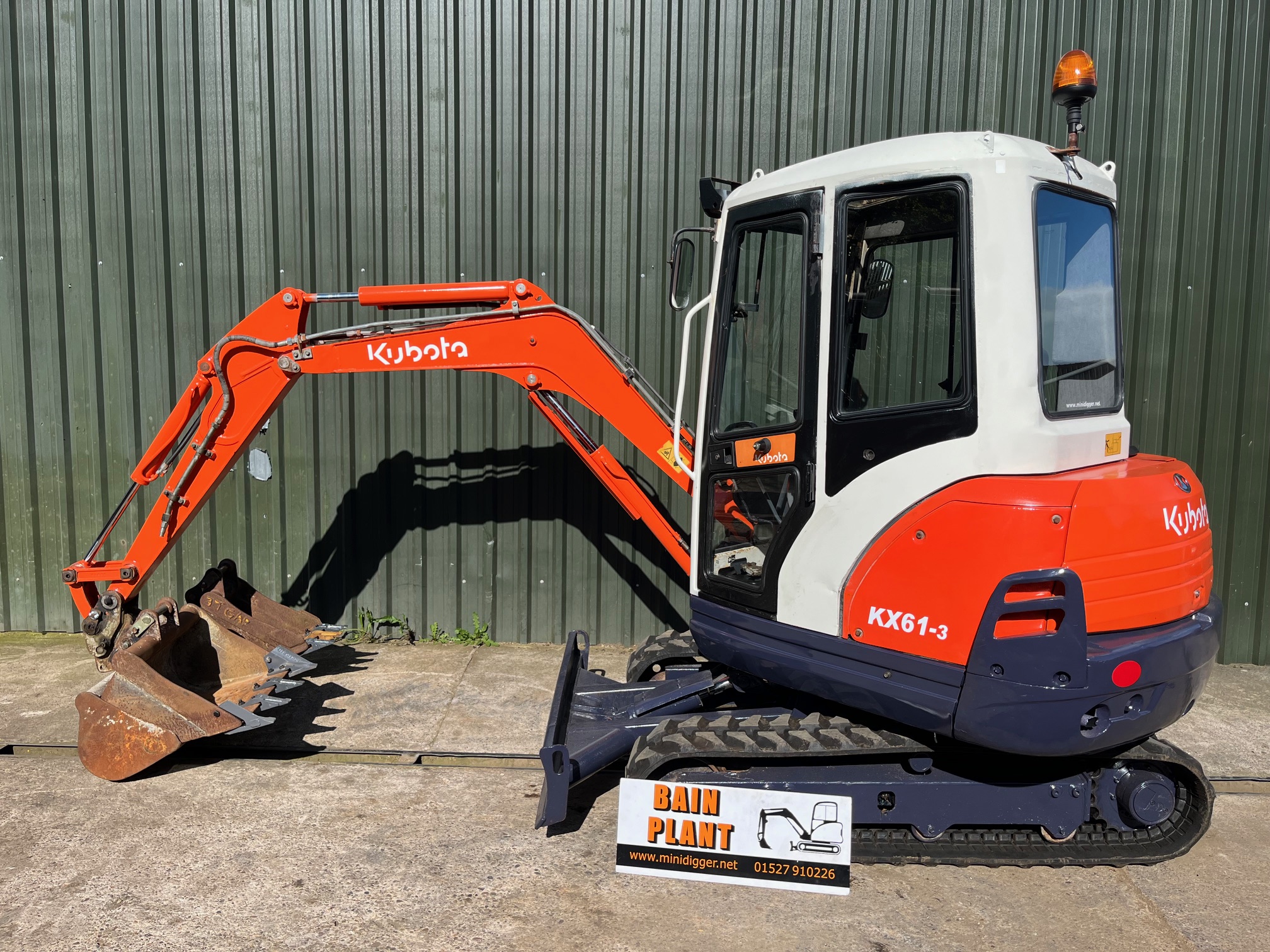 Used mini diggers for sale