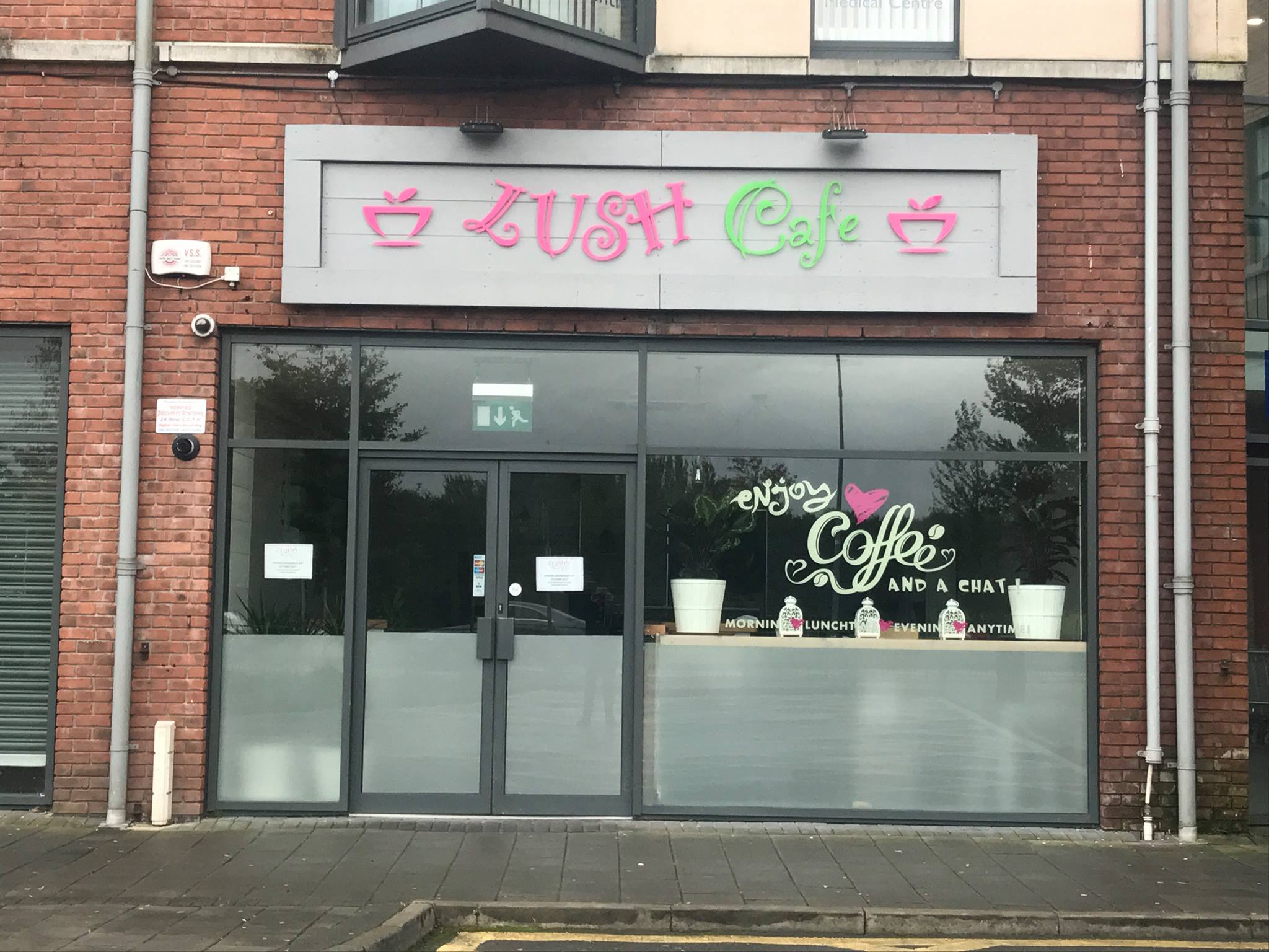 Home Page [www.lushcafe.ie]