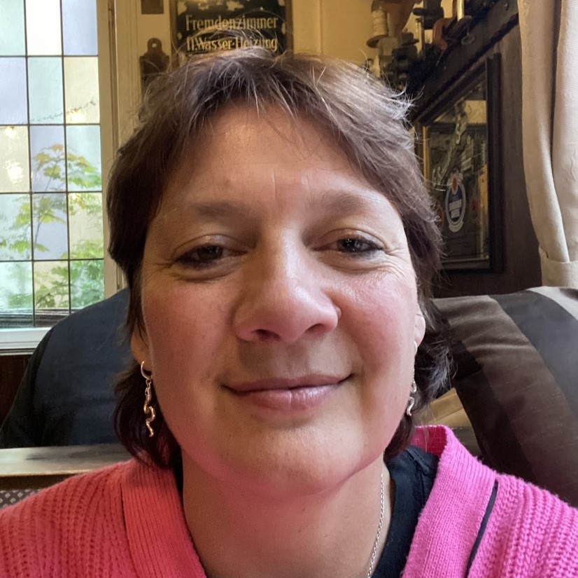 Home Page [www.praxisbluemlisalp.ch]