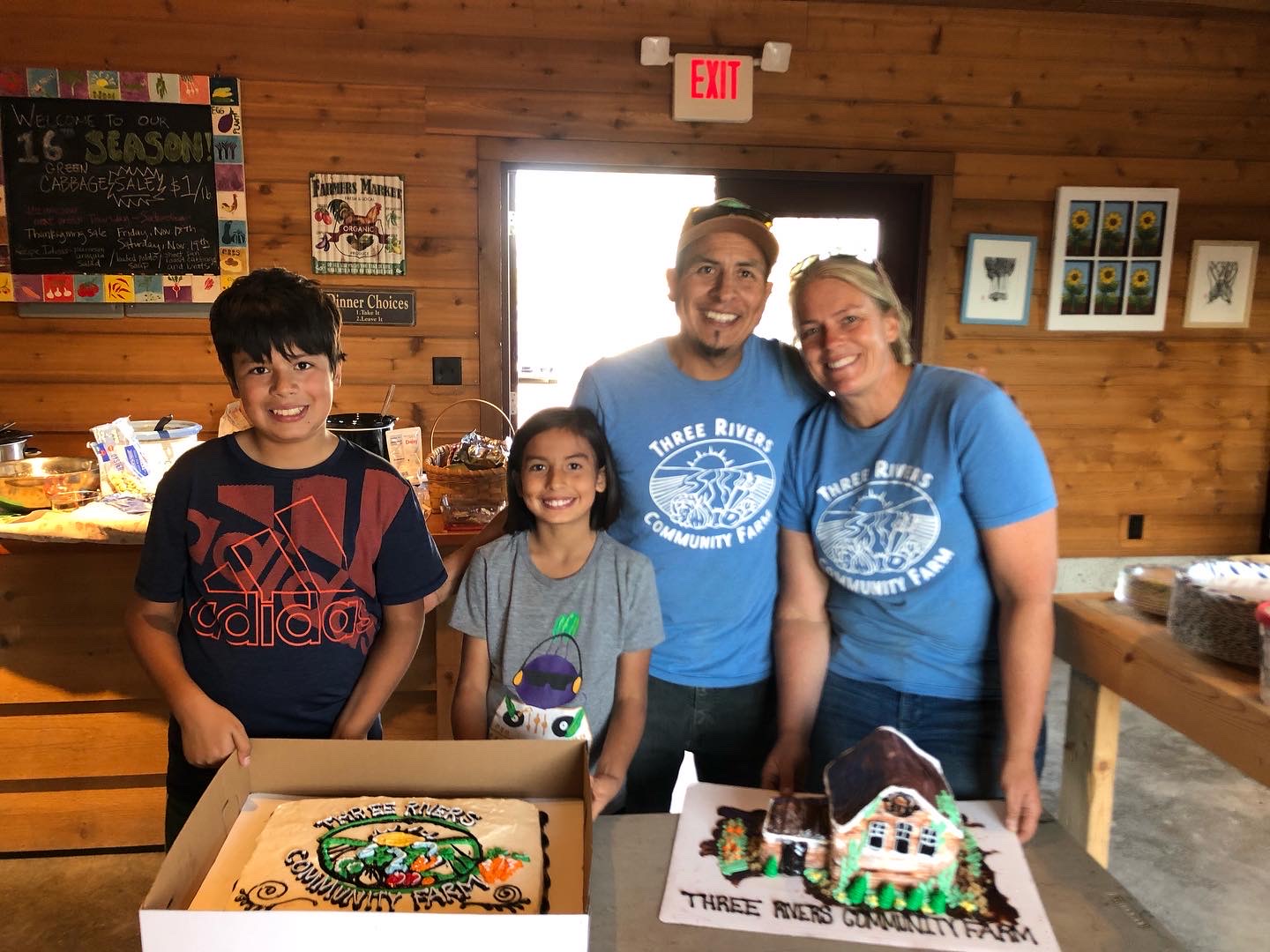 Home Page [threeriverscommunityfarm.com]